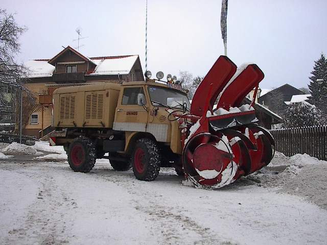 Unimog Winterdienst-Oldie - UnimoGallery