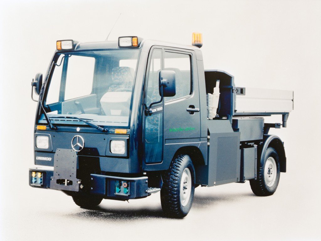 Unimog Ux 100