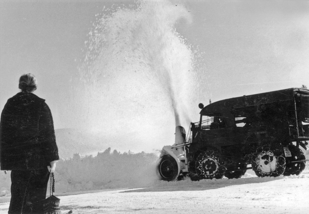 Bilder der Woche: Unimog im Winterdienst - Unimog-Community.de